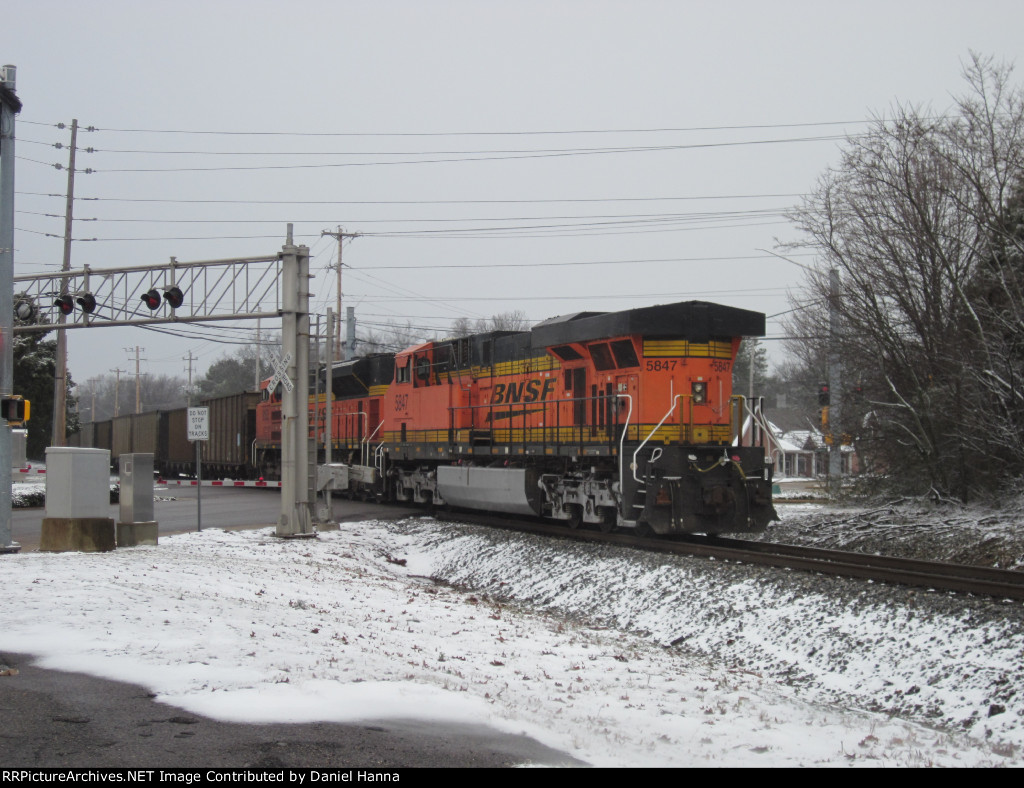 BNSF 5847